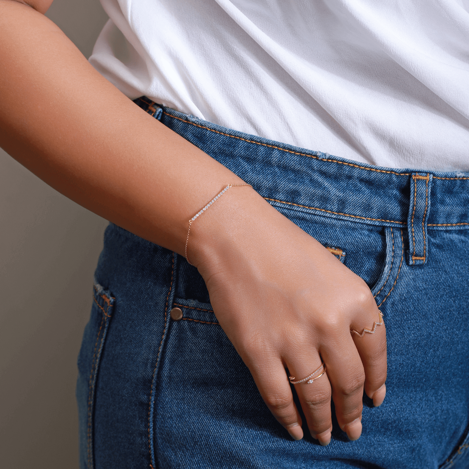 Icy Bar Bracelet
